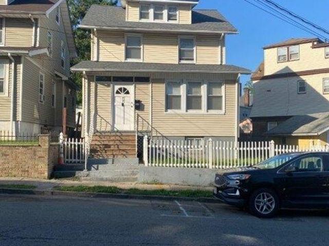 4 bedroom, Irvington NJ 07111 104759717