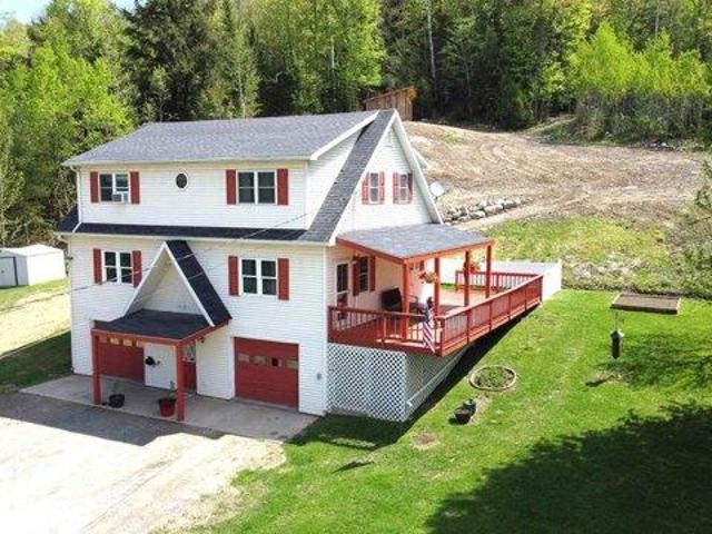 4 bedroom, Irasburg VT 05845 LS93453560
