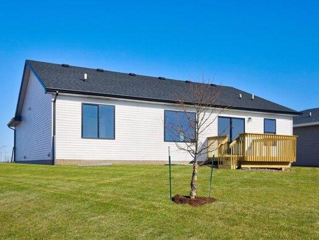 4 bedroom, Johnston IA 50131 95096250