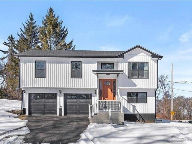 4 bedroom, Johnston RI 02919 104691542
