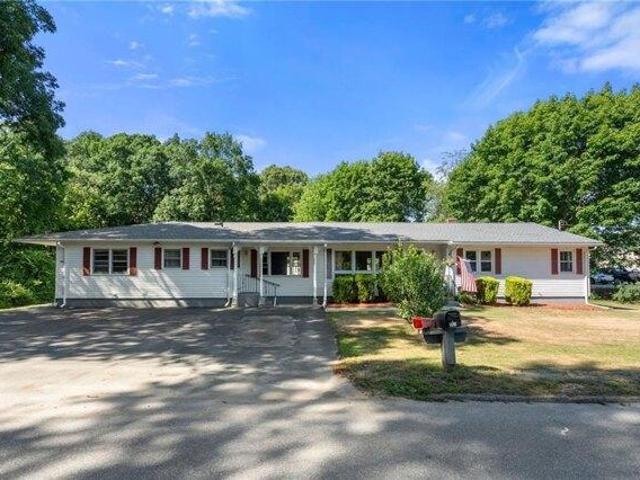 4 bedroom, Johnston RI 02919 105115177