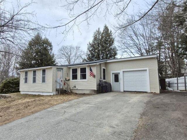 4 bedroom, Jay ME 04239 100960015
