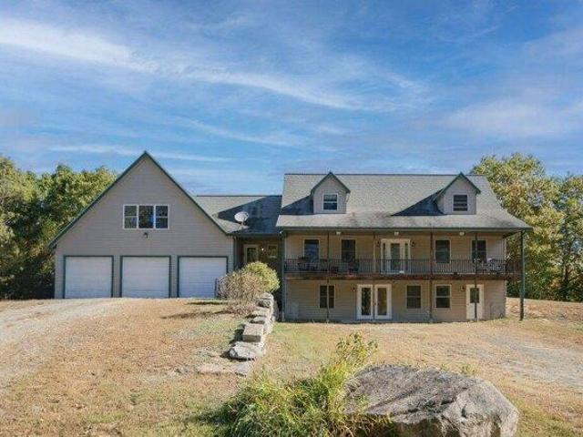 4 bedroom, Jay ME 04239 102592303