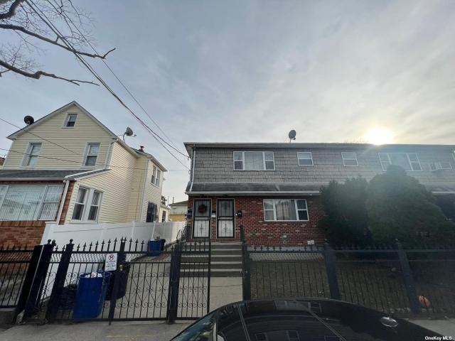 4 bedroom, Jamaica NY 11434 72692288