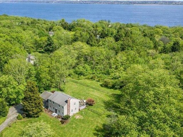 4 bedroom, Jamestown RI 02835 104007501