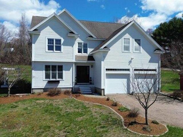 4 bedroom, Jericho VT 05465 102315201