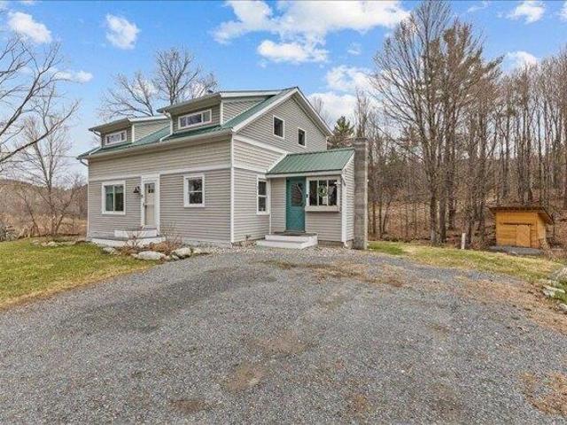 4 bedroom, Jericho VT 05465 102344817