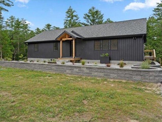4 bedroom, Jericho VT 05465 105113618
