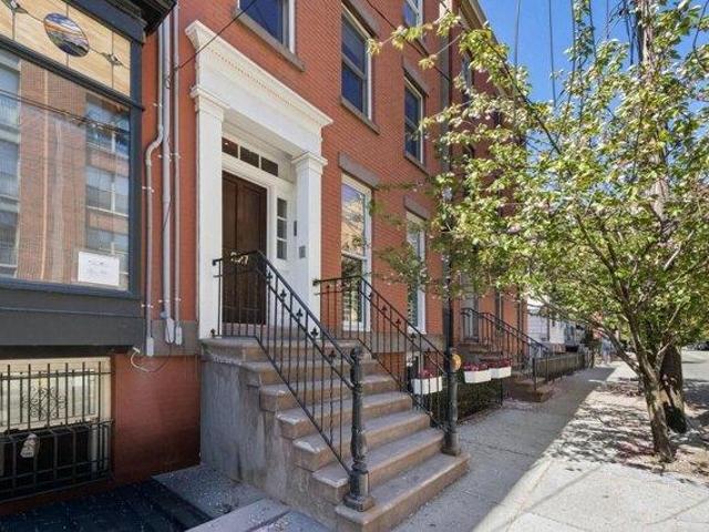 4 bedroom, Jersey City NJ 07302 102215077