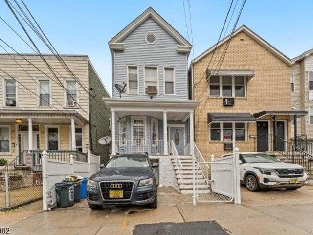4 bedroom, Jersey City NJ 07304 102256592