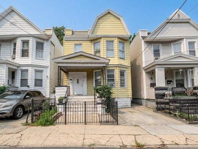 4 bedroom, Jersey City NJ 07305 104718545