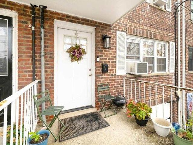 4 bedroom, Jersey City NJ 07305 LS101799143