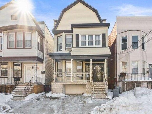 4 bedroom, Jersey City NJ 07305 LS101897492