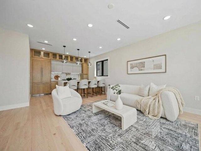 4 bedroom, Jersey City NJ 07306 104191969