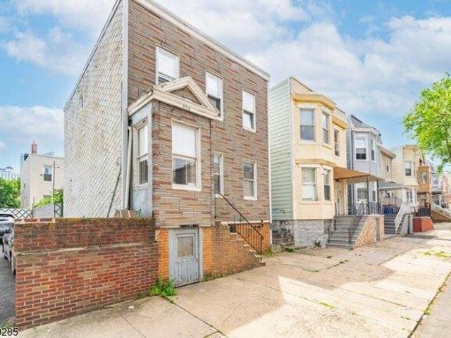 4 bedroom, Jersey City NJ 07306 104375978