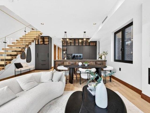 4 bedroom, Jersey City NJ 07307 104540993