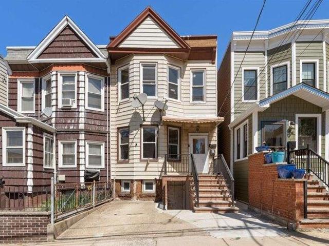 4 bedroom, Jersey City NJ 07307 104571509