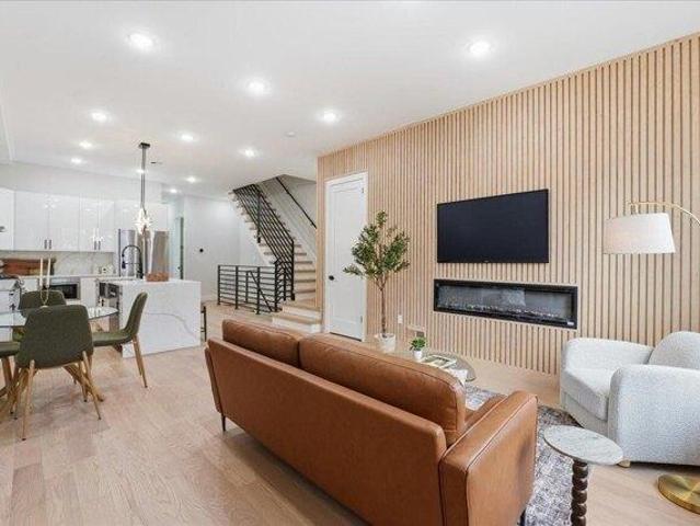 4 bedroom, Jersey City NJ 07307 102563567