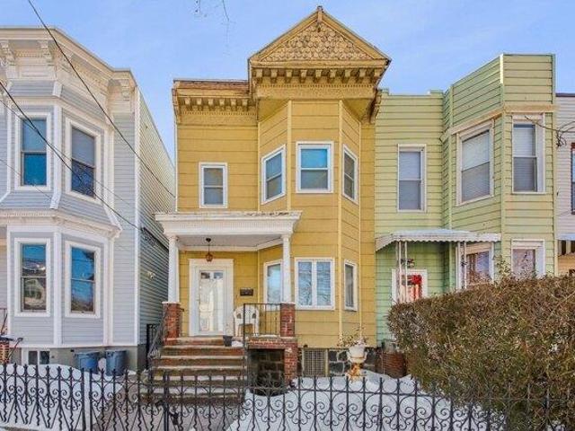 4 bedroom, Jersey City NJ 07307 LS101751088