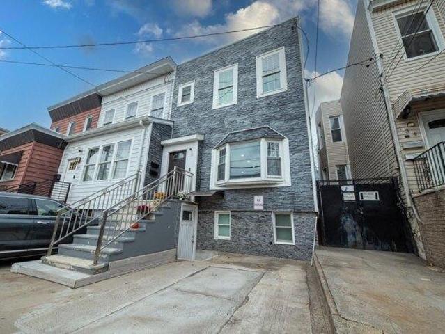 4 bedroom, Jersey City NJ 07307 LS101782100