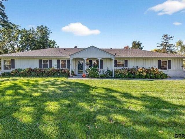 4 bedroom, Omaha NE 68114 95828317