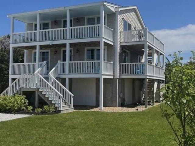 4 bedroom, Oak Bluffs MA 02557 101858355