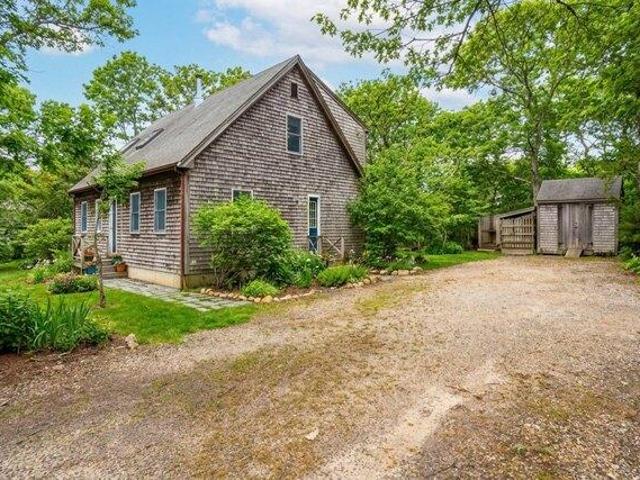 4 bedroom, Oak Bluffs MA 02557 101933477