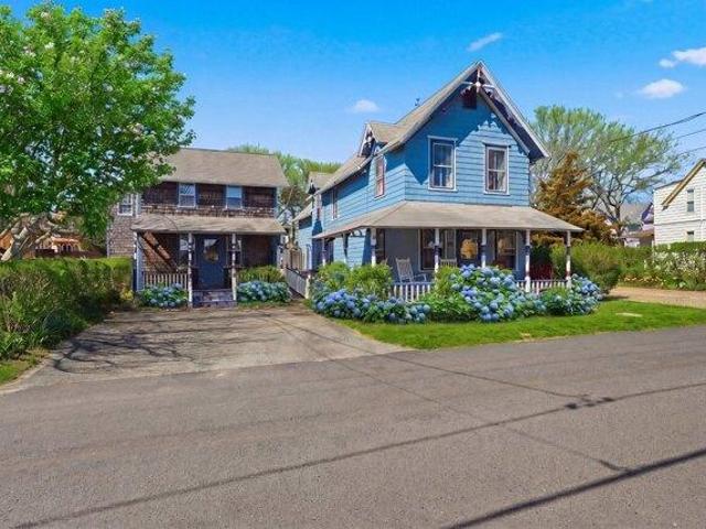 4 bedroom, Oak Bluffs MA 02557 102345724