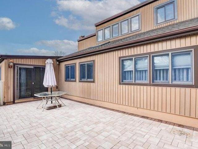 4 bedroom, Old Bridge NJ 08857 LS101628903