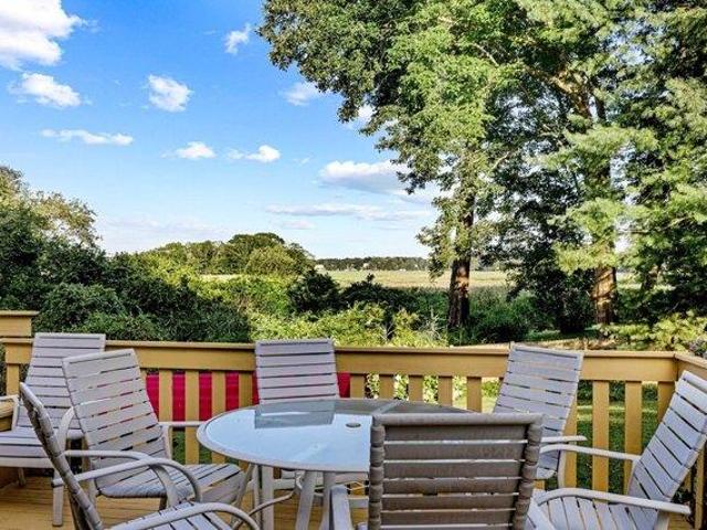 4 bedroom, Old Saybrook CT 06475 102728230