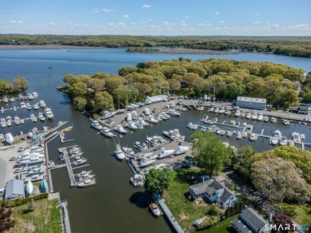 4 bedroom, Old Saybrook CT 06475 105157382