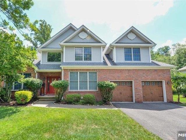 4 bedroom, Old Tappan NJ 07675 LS101660036