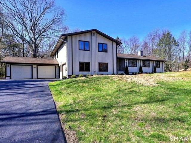 4 bedroom, Orange CT 06477 102216166