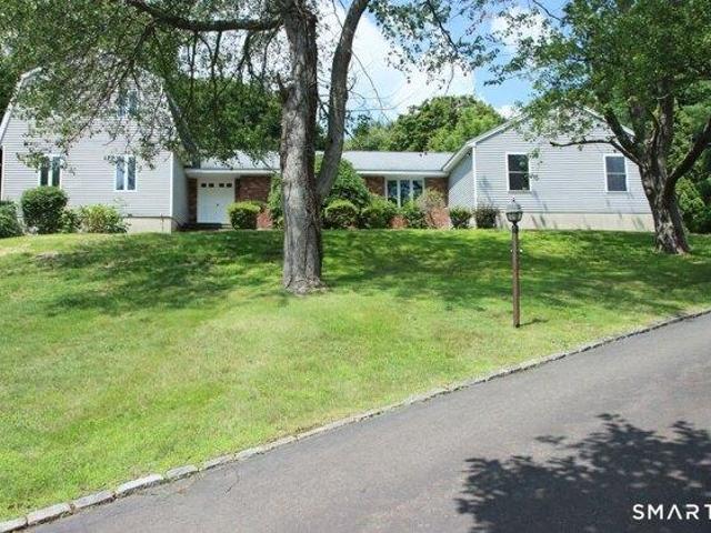 4 bedroom, Orange CT 06477 104791370