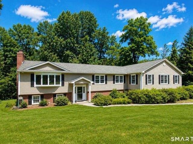 4 bedroom, Orange CT 06477 105115061