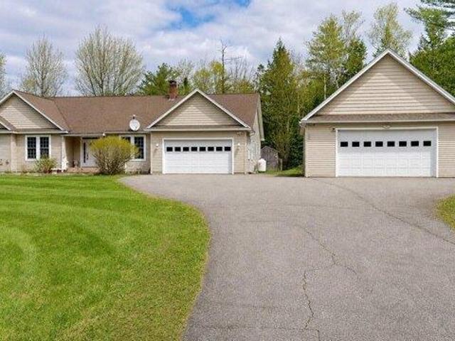 4 bedroom, Orono ME 04473 103665961