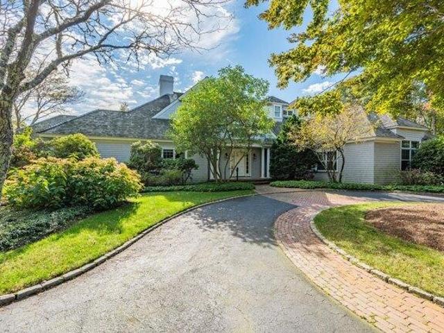 4 bedroom, Osterville MA 02655 104114204
