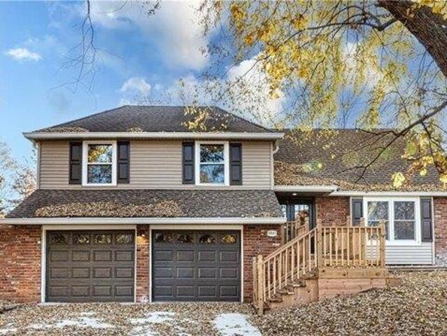 4 bedroom, Overland Park KS 66214 96404239