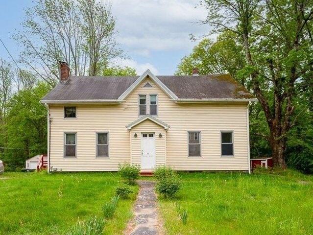 4 bedroom, Oxford MA 01537 104994762