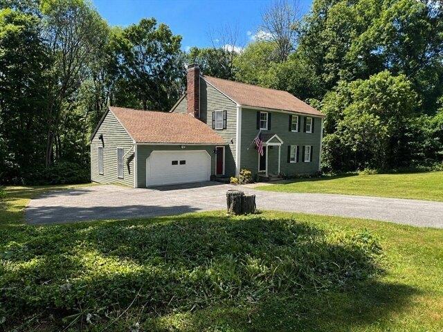 4 bedroom, Oxford MA 01540 105041415