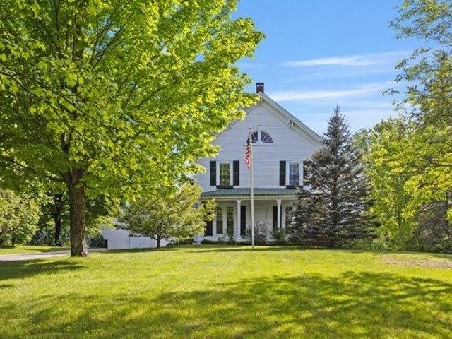 4 bedroom, Oxford ME 04270 LS103127119