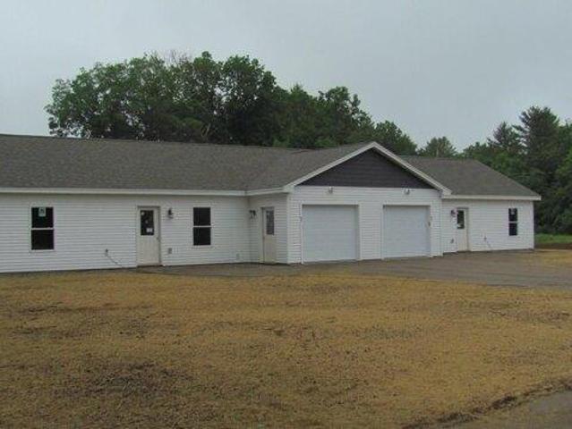 4 bedroom, Oxford ME 04270 104543979