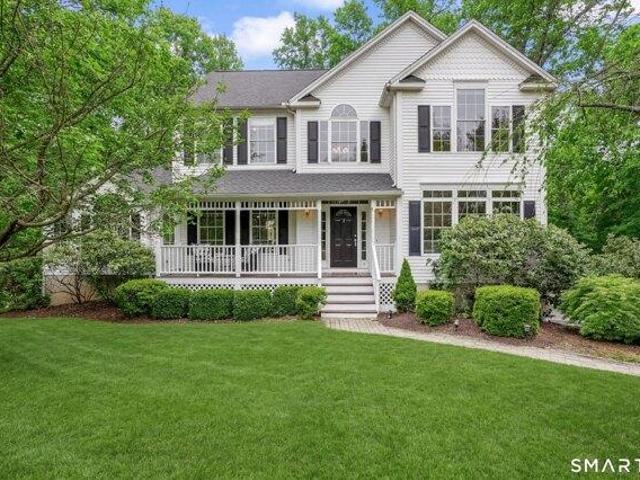 4 bedroom, Oxford CT 06478 LS102594662