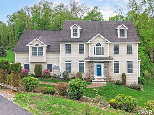 4 bedroom, Oxford CT 06478 LS102776262