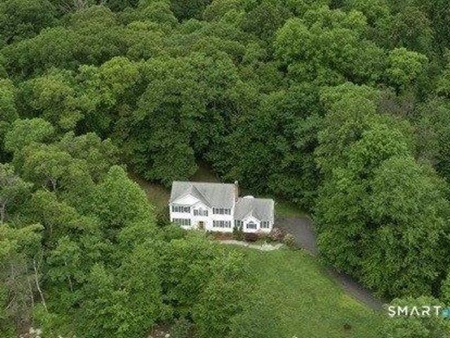 4 bedroom, Oxford CT 06478 LS103125338