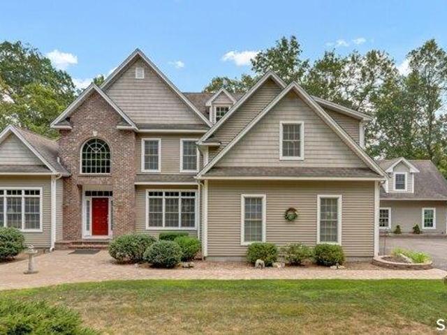 4 bedroom, Oxford CT 06478 102444530