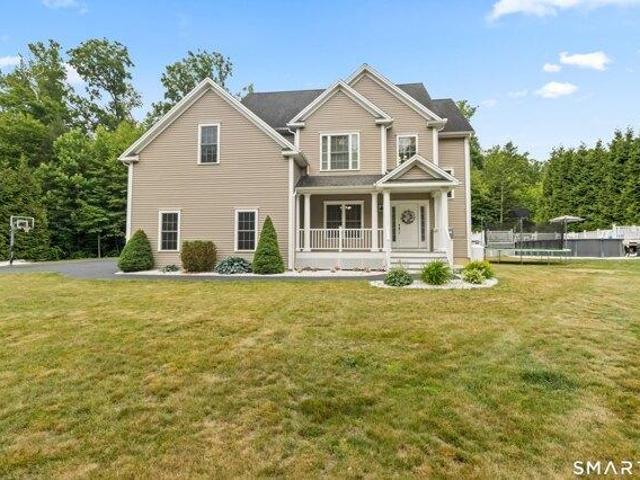 4 bedroom, Oxford CT 06478 104375792