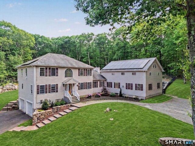 4 bedroom, Oxford CT 06478 104832061