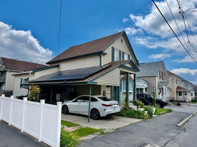 4 bedroom, Lowell MA 01850 104513340