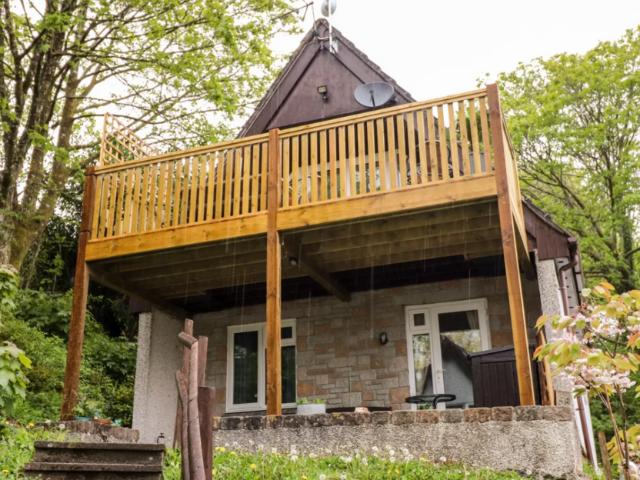 4 bedroom lodge for sale